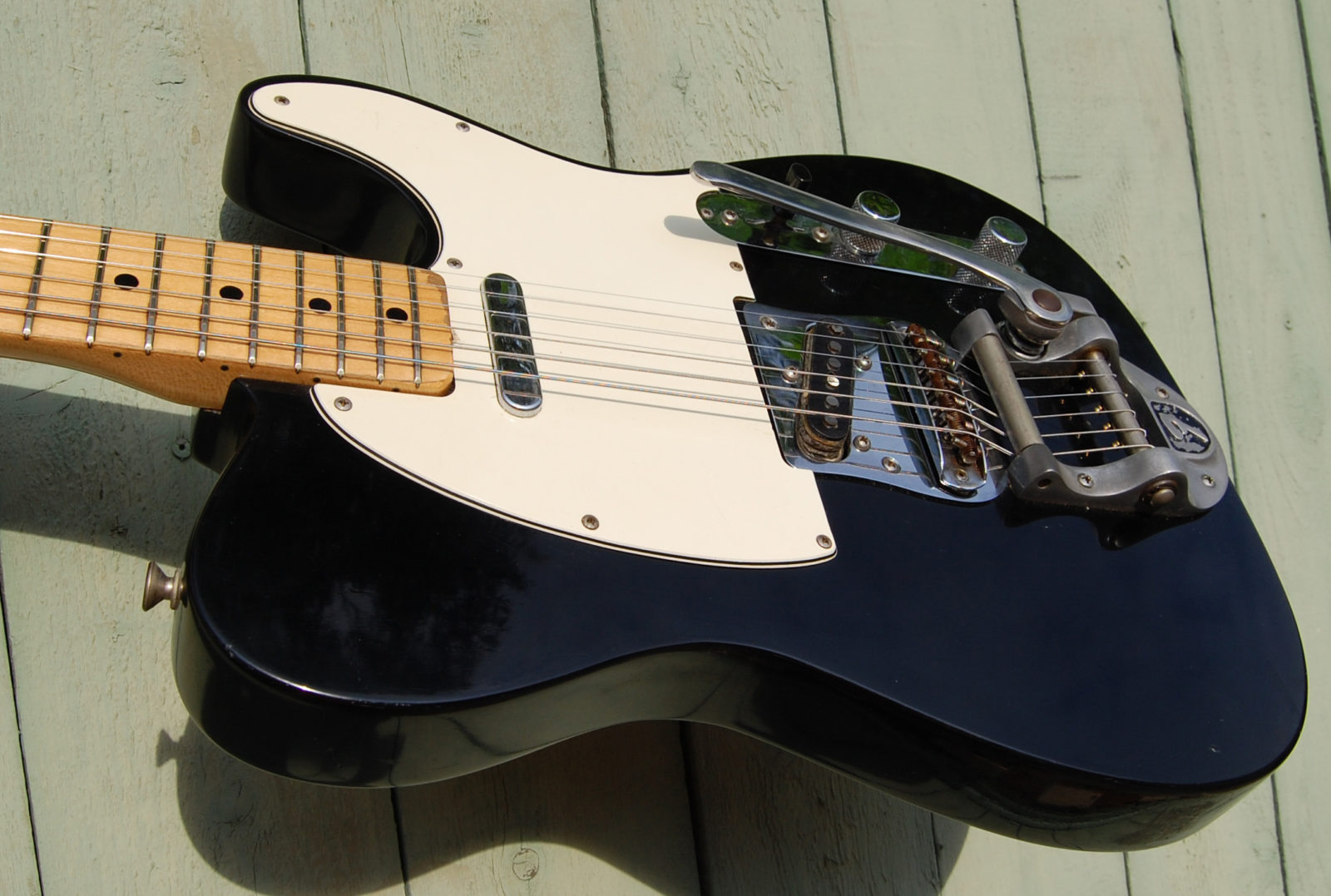 1971 fender telecaster close up view of top and side – Joe The Guitarman